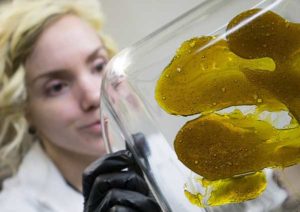 Guide to Dabbing Marijuana, Oils and Wax